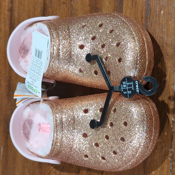 CROCS | Shoes | Crocs Classic Glitter Lined Clog Size J5 | Poshmark